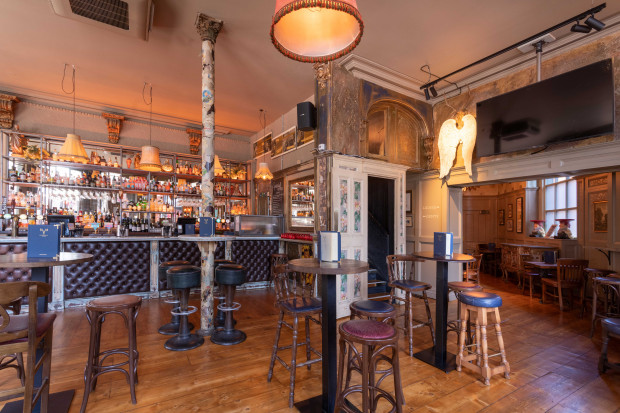 Commercial Tavern: Spitalfields Pub | DesignMyNight
