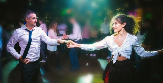 Group Salsa Class - LEARN Salsa within a few hours - Have lots of fun ...