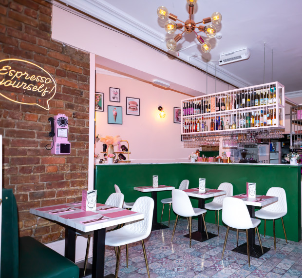 Laila: Pretty Brunch In Old Town, Edinburgh | DesignMyNight
