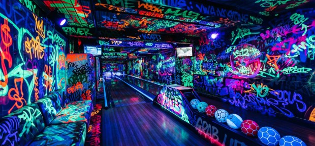 Lane7: Bowling Alley In Manchester Deansgate | DesignMyNight