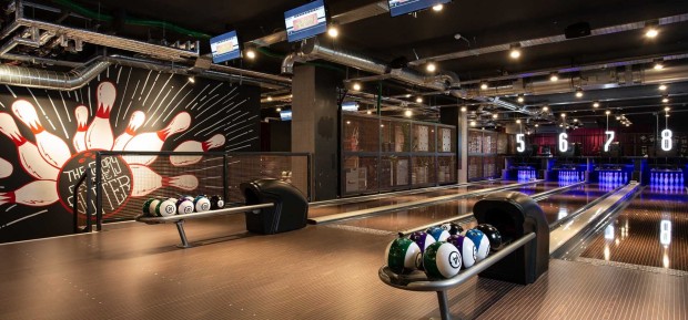 Lane7: Bowling Alley In The Bullring | DesignMyNight