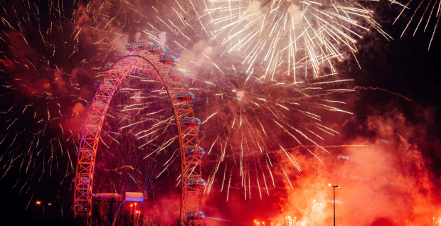 Pukka Up London NYE Fireworks Boat Party | London Boat Party Reviews ...