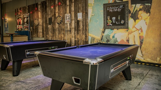 Walkabout: Sports Bar In Lincoln | DesignMyNight