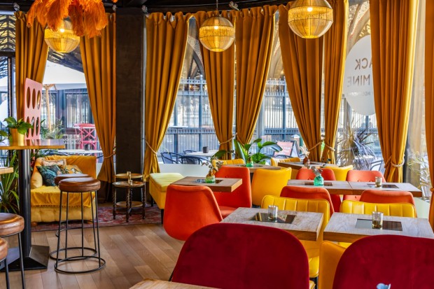 Back to Mine: Quirky Cocktail Bar On Exchange Square | DesignMyNight