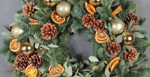 Wreath Making Workshop | Fulham, London Christmas Themed Reviews ...
