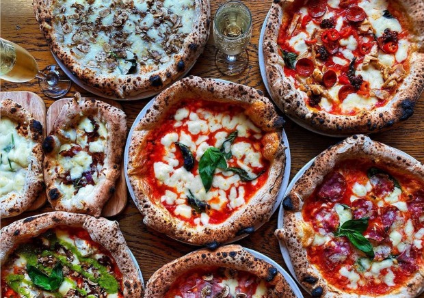 Crust Bros Waterloo: Bottomless Pizza In London | DesignMyNight