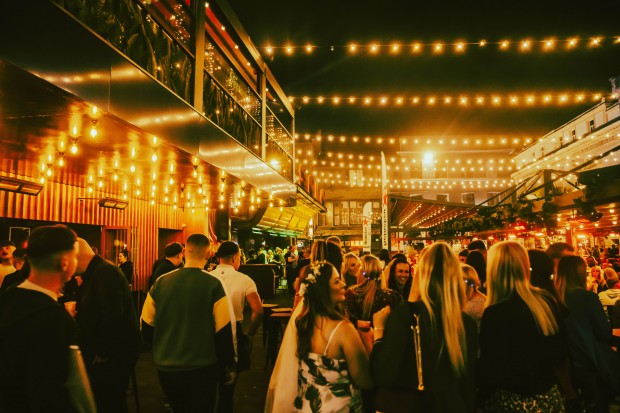 Modo Liverpool: Fun Concert Square Party Bar | DesignMyNight