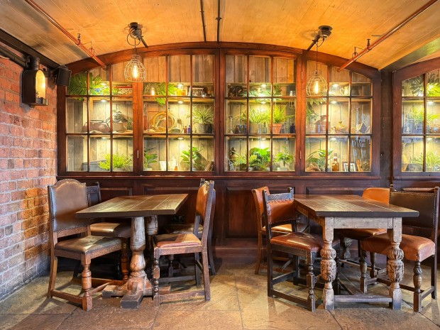 The Botanist Liverpool: Pretty Restaurant In Albert Dock | DesignMyNight