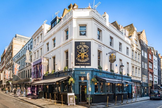The Crown and Two Chairmen: Old School Soho Pub | DesignMyNight