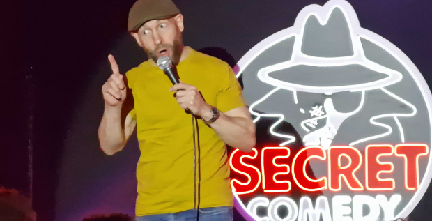 A Comedy Masterclass by Adam Bloom | Brighton Comedy Reviews ...