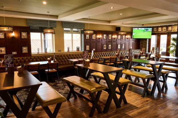 Tavern At The Mill: Joseph Holt Pub In Thornton-Cleveleys | DesignMyNight