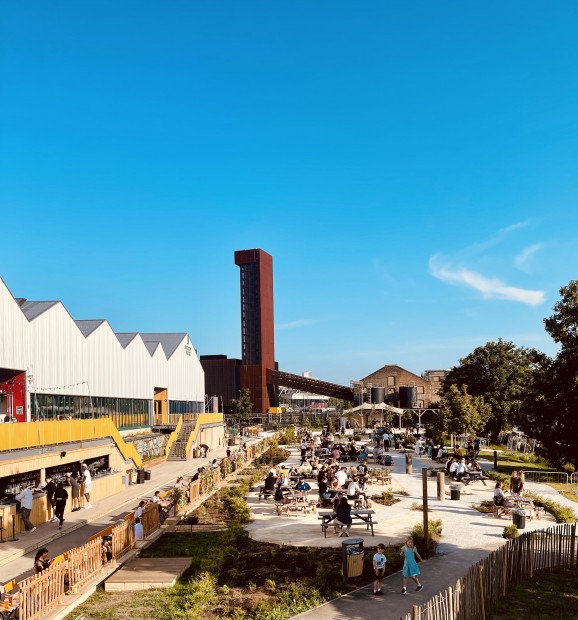 Hackney Bridge: Hackney Wick Street Food & Cocktails | DesignMyNight