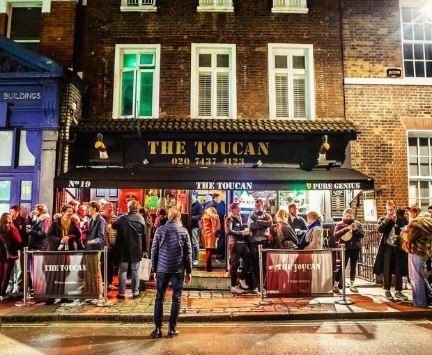 The Toucan: Guinness Pub In London | DesignMyNight