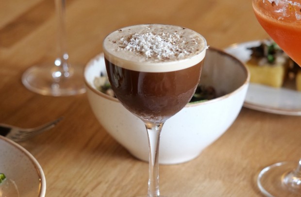 Apiary: Honey-Inspired Cocktail Bar And Cafe In Brighton | DesignMyNight