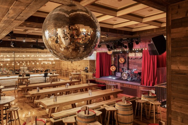 Albert's Schloss: Bavarian Beer Hall | DesignMyNight