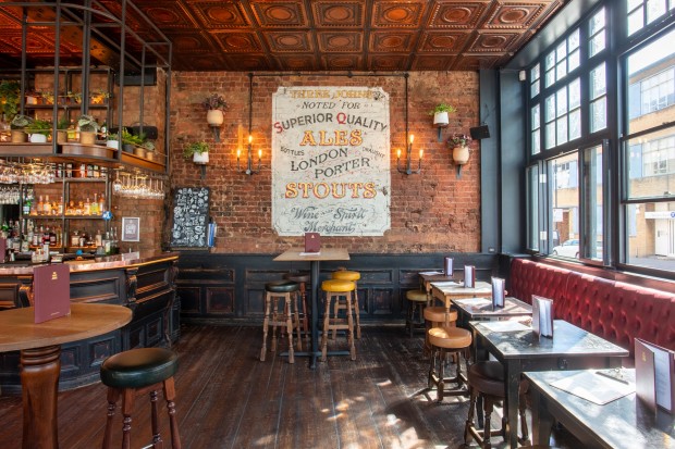 The Three Johns: Trendy Angel Pub | DesignMyNight