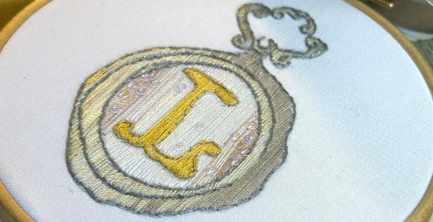 Embroidery Workshop at Jessica de Lotz Jewellery | London Classes Reviews | DesignMyNight