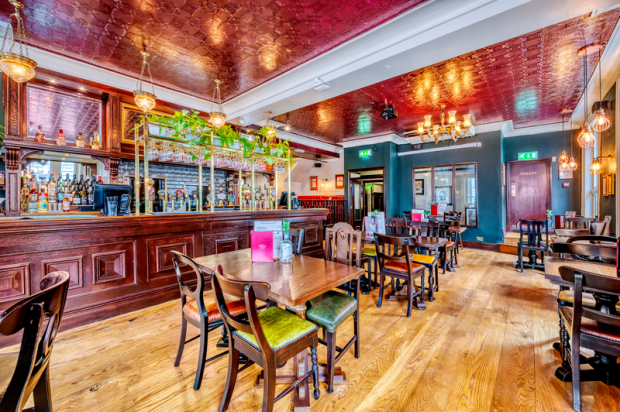 The Globe Moorgate | London Pub Reviews | DesignMyNight