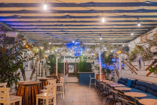 Bubba Oasis: Gorgeous Rooftop Bar In Angel | DesignMyNight