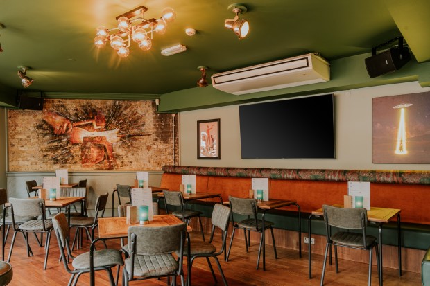 Hawkins Forge: Clapham Pub (Book Darts) | DesignMyNight