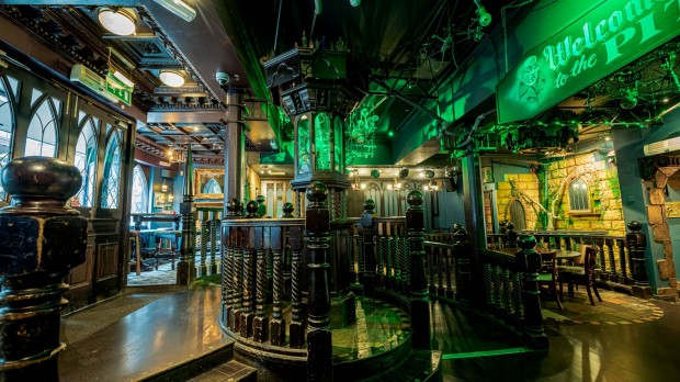 The Pit & Pendulum: Quirky Nottingham Pub | DesignMyNight