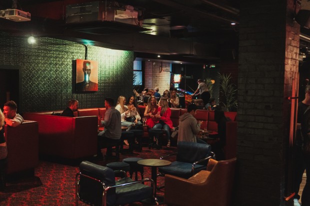 The Underdog Cardiff: Cool 80s Bar | DesignMyNight