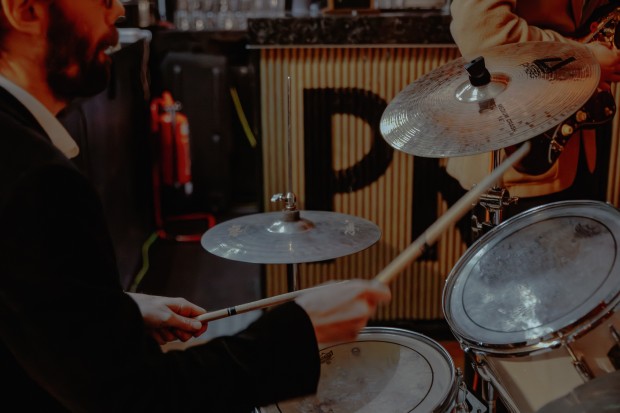 Bootlegger: Fun Music & Cocktail Venue In Leeds | DesignMyNight