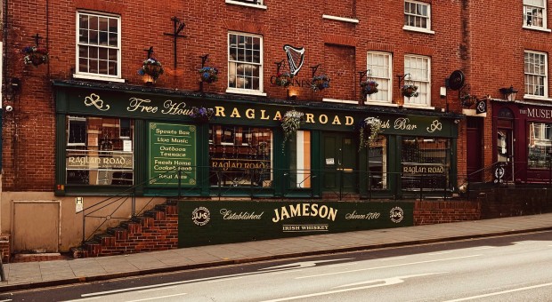 Raglan Road Irish Bar In Nottingham | DesignMyNight