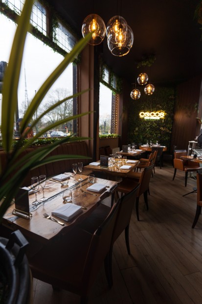 Cocos Dining Experiences: Crystal Palace Restaurant | DesignMyNight