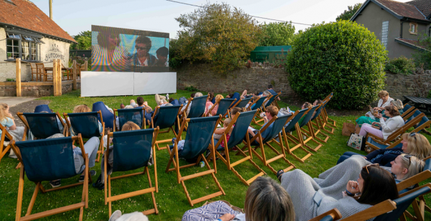 Butcombe Cinema Tour: The Ring O'Bells - Harry Potter and the ...