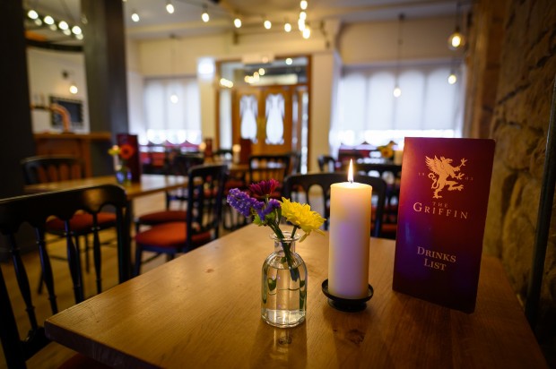 The Griffin: Relaxed Bar In Glasgow | DesignMyNight