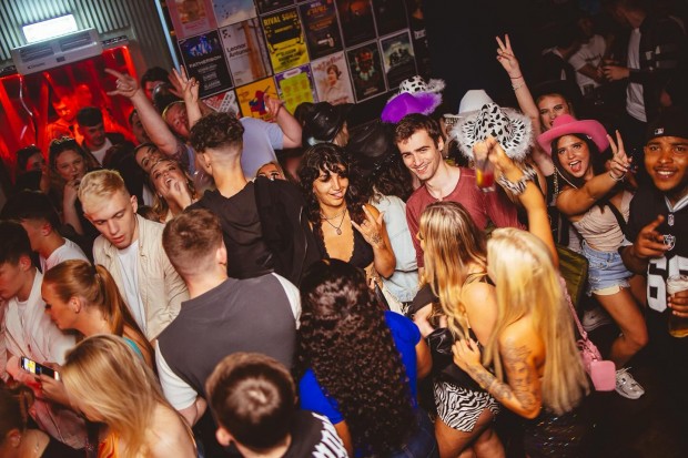 Tingle Bar: Mitchell Street Bar | DesignMyNight