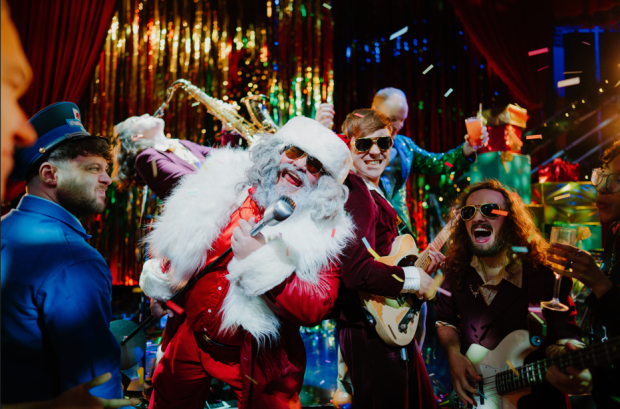 Humbug: Private Parties At London's Immersive Christmas Dive Bar ...
