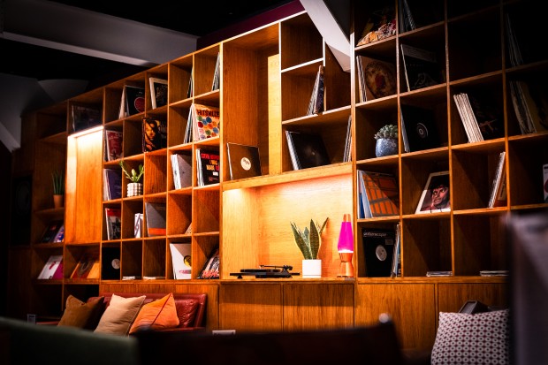 Side Street: Bar For Creatives In Manchester | DesignMyNight