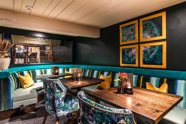 Red Lion: Pub In Oxford | DesignMyNight
